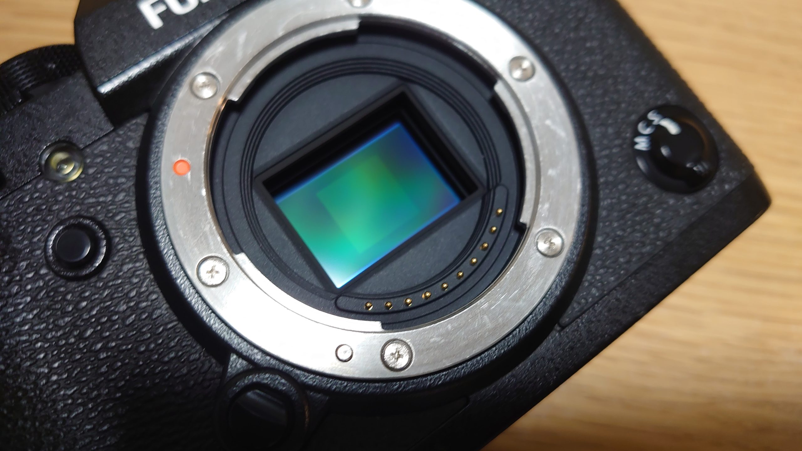 FUJIFILMのX-T2のセンサー焼けを無料対応してもらった話 | よりみち生活
